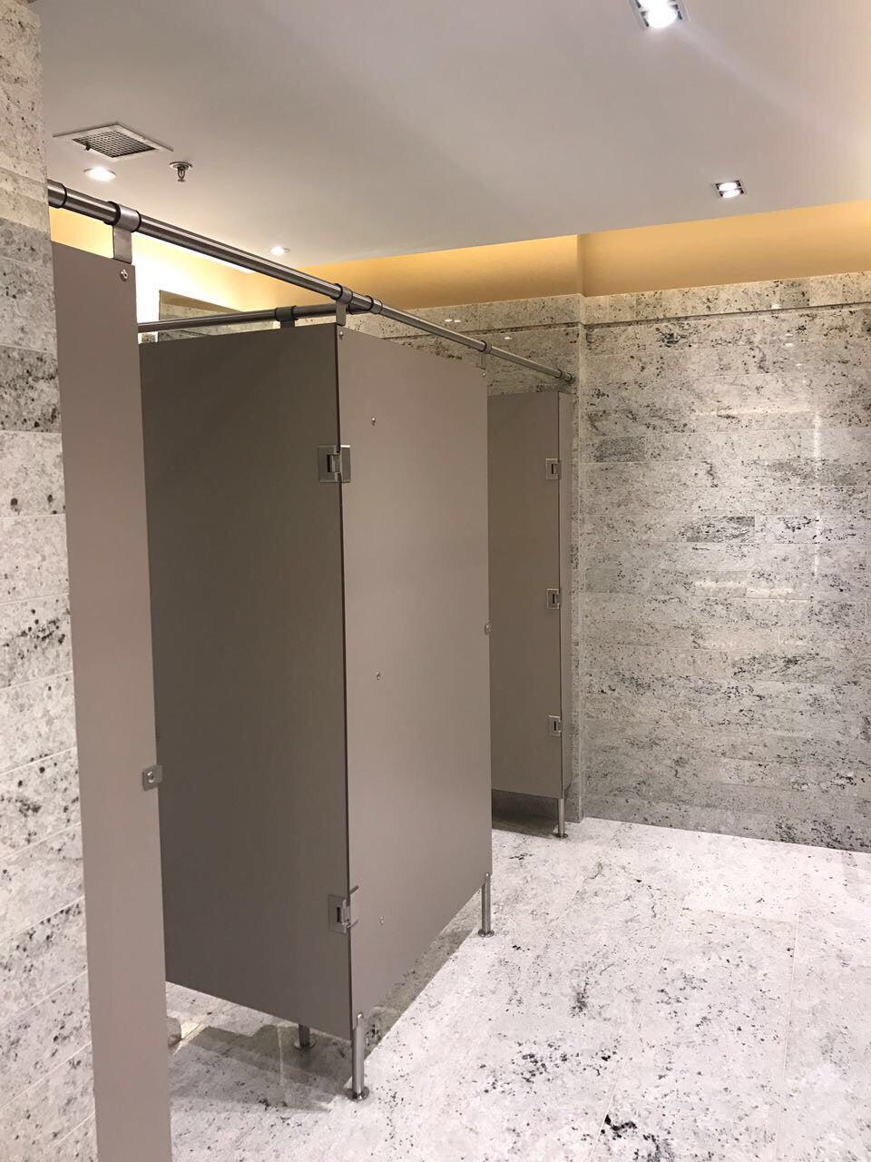 Partition System – Feeney Supply